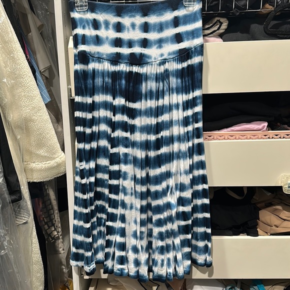 Three Dots | Skirts | Three Dots Skirt | Poshmark